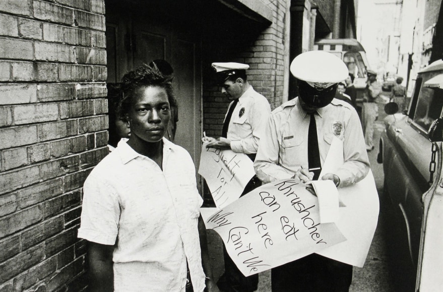 Bob Adelman - Artists - Howard Greenberg Gallery