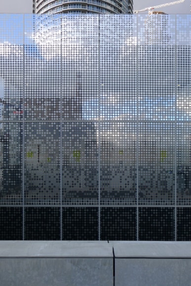 LIGHT CASCADE - Projects - Studio James Carpenter / JCDA Inc.