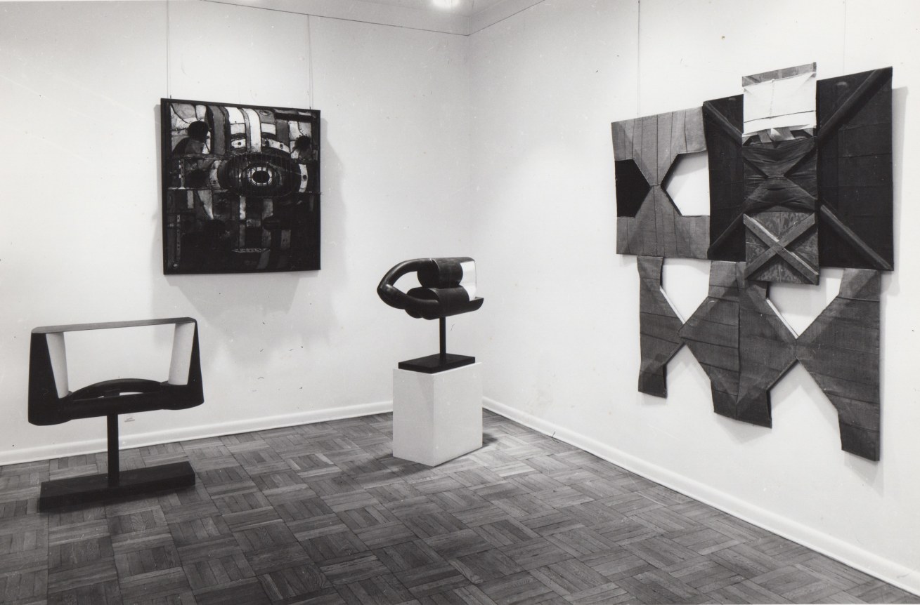 Summary 1959 – 1960; Bluhm, Bontecou, Daphnis, Higgins, Johns, Kohn ...