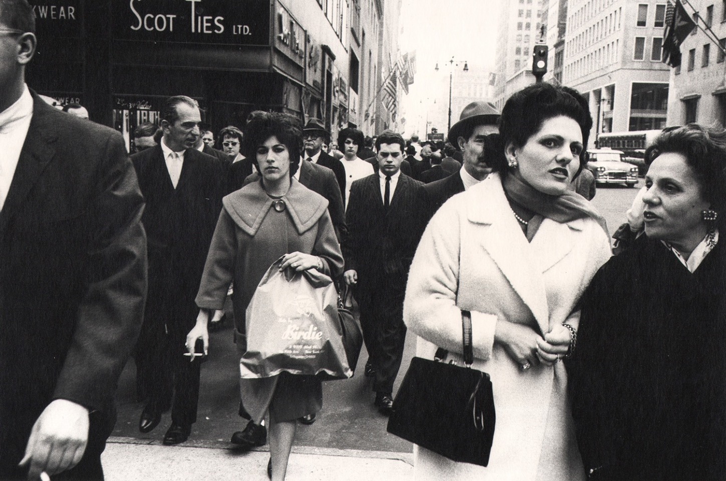 SIMPSON KALISHER (1926-2023) - NEW YORK STREET PHOTOGRAPHY - Exhibitions - Keith de Lellis ...