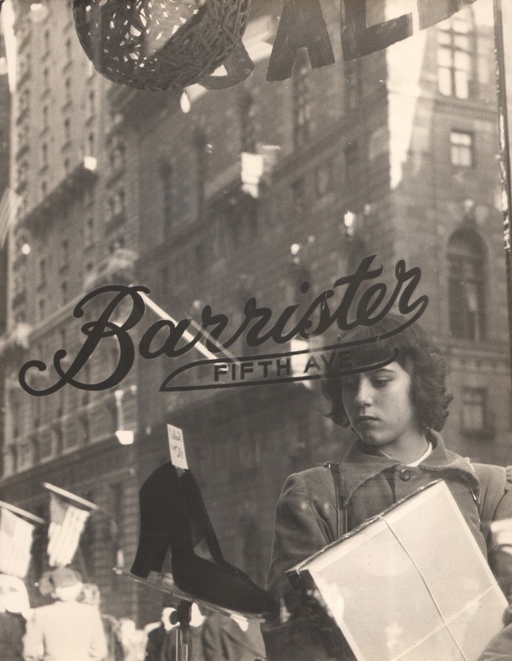 SIMPSON KALISHER (1926-2023) - NEW YORK STREET PHOTOGRAPHY ...