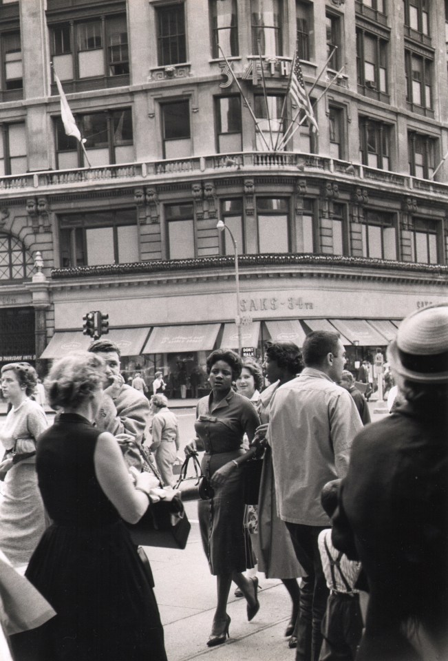 SIMPSON KALISHER (1926-2023) - NEW YORK STREET PHOTOGRAPHY ...