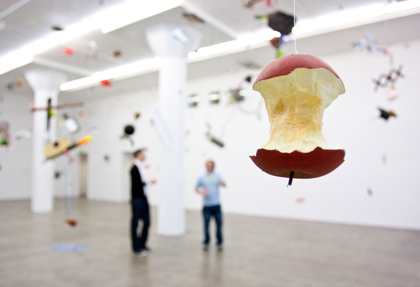 Tom Friedman - Artists - Luhring Augustine