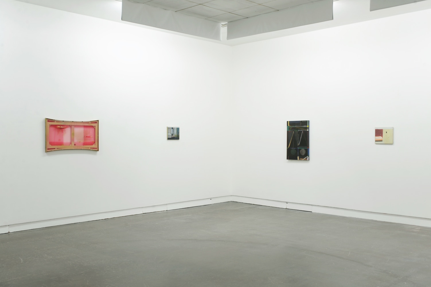 Merlin James - Artists - Kerlin Gallery