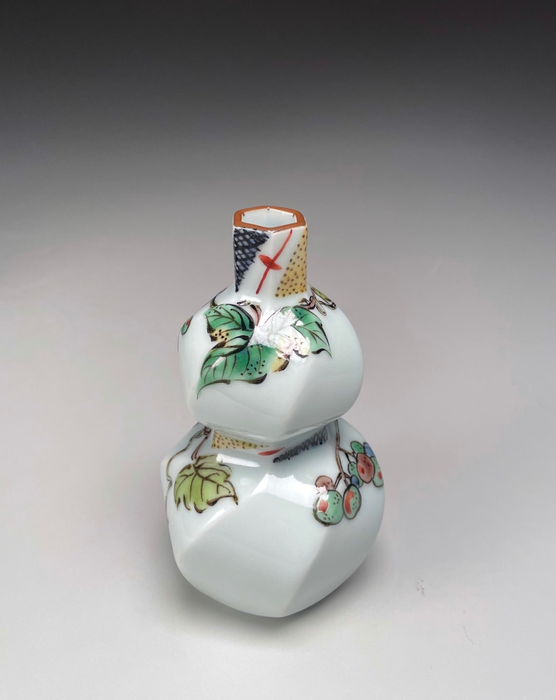 Fujimoto Yoshimichi (Nōdō) - Grape-patterned ground-shaped twisting ...