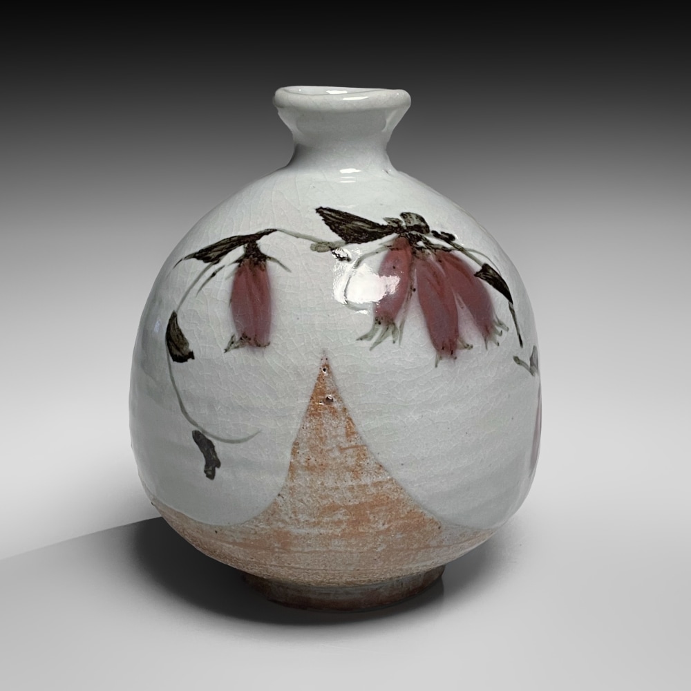 Tamura Kōichi - Round vase with narrow neck, flared mouth, and ...