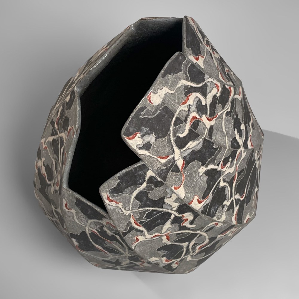 Wada Morihiro - 交滴文器 (Kōtekimonki); Entwining Patterned Vessel ...