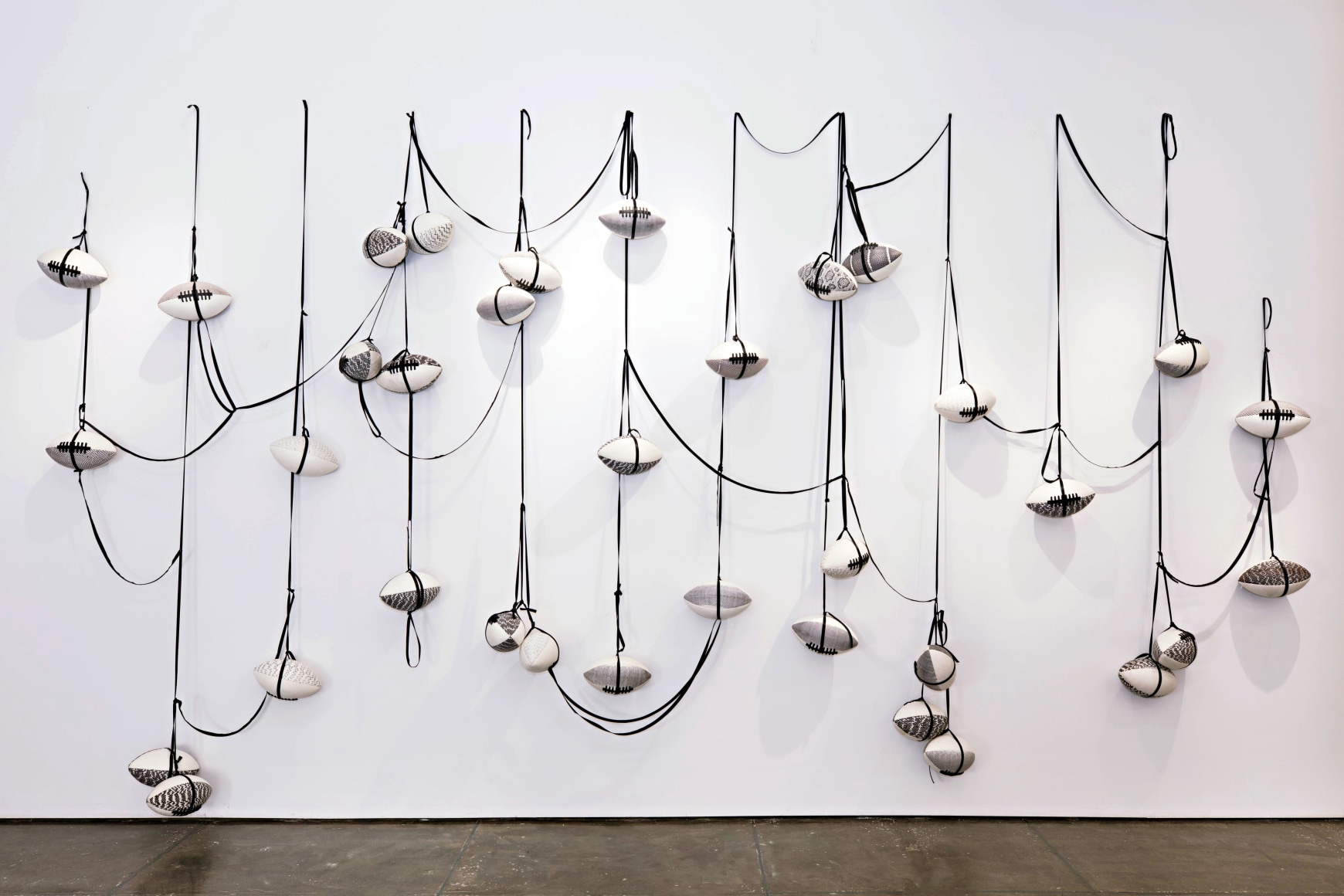 Referencing Alexander Calder: A Dialogue in Contemporary Chinese Art ...