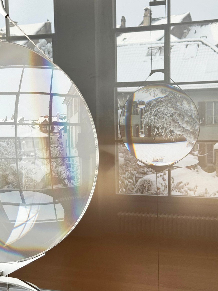 EMBODIED LIGHT II - Projects - Studio James Carpenter / JCDA Inc.