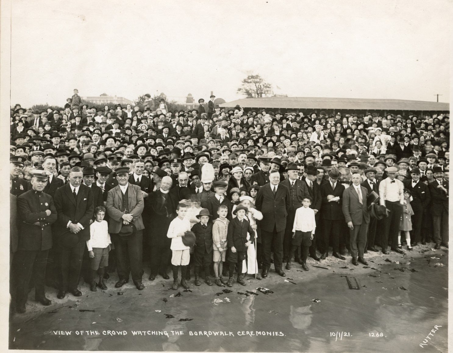 EDWARD RUTTER PHOTOS OF CONSTRUCTION OF CONEY ISLAND BOARDWALK 1921 ...