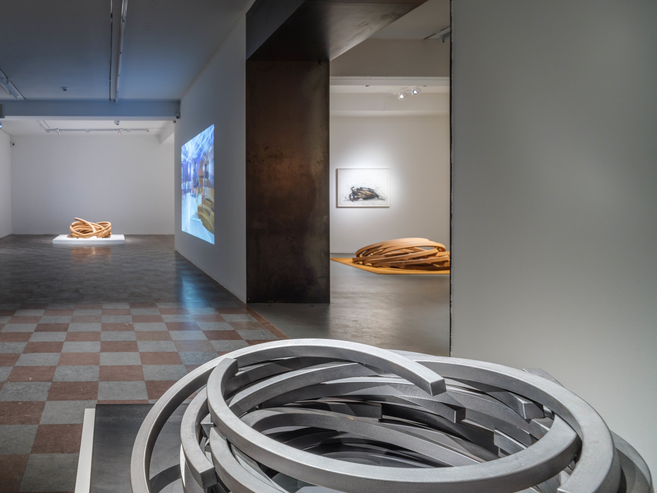 Bernar Venet - Exhibitions - Wetterling Gallery