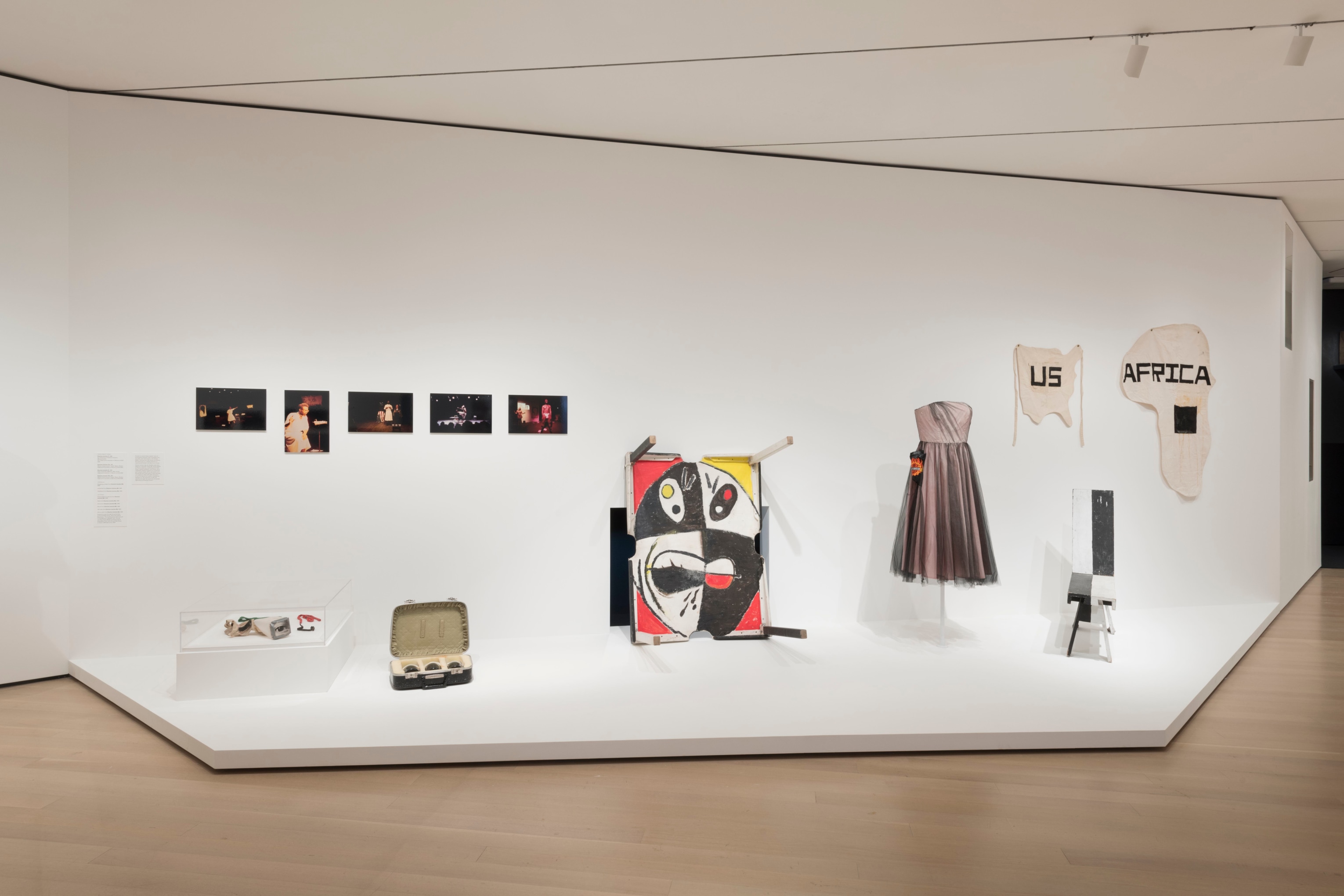 Pope.L - Artists - Mitchell-Innes & Nash