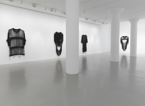 Amanda Ross-Ho - Artists - Mitchell-Innes & Nash